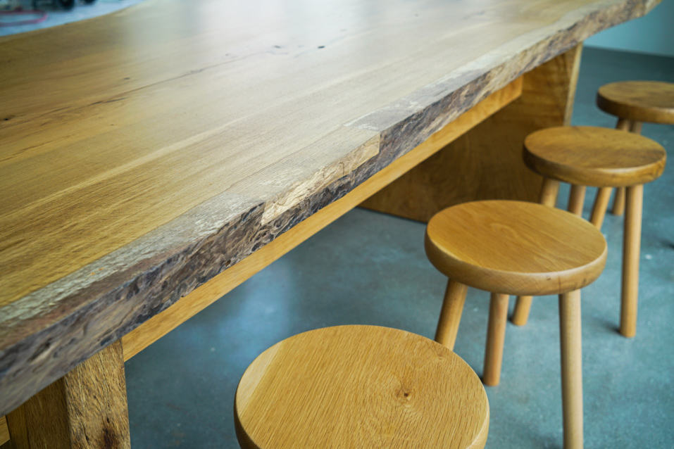 Oregon Oak Conference Table | Offerman Woodshop