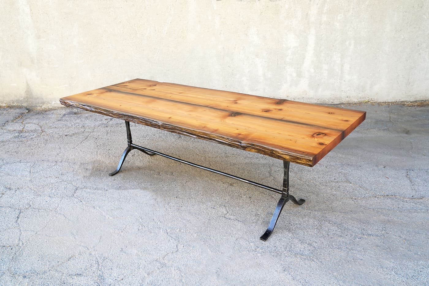 River Redwood Patio Table | Offerman Woodshop