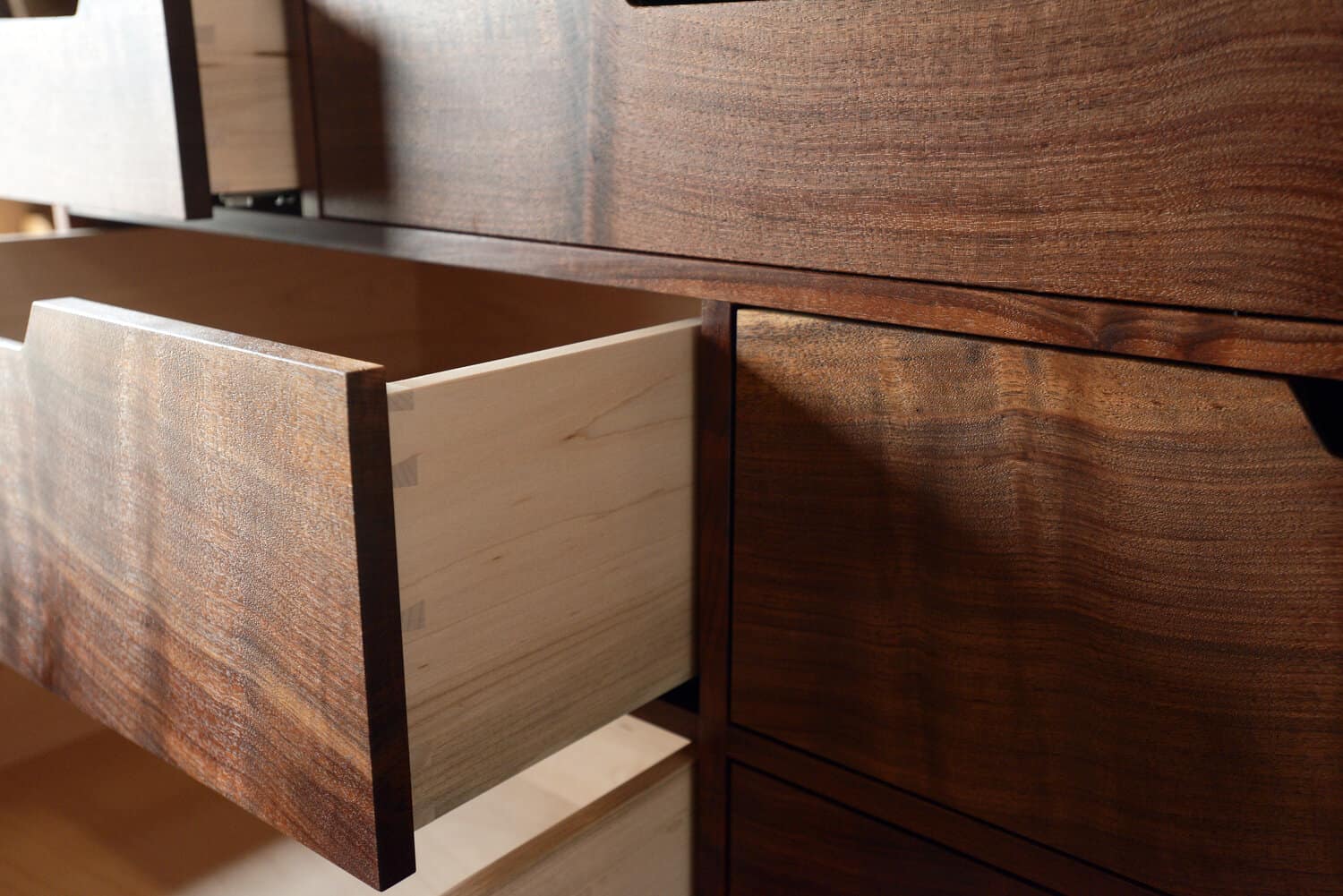 Altadena Dresser | Offerman Woodshop